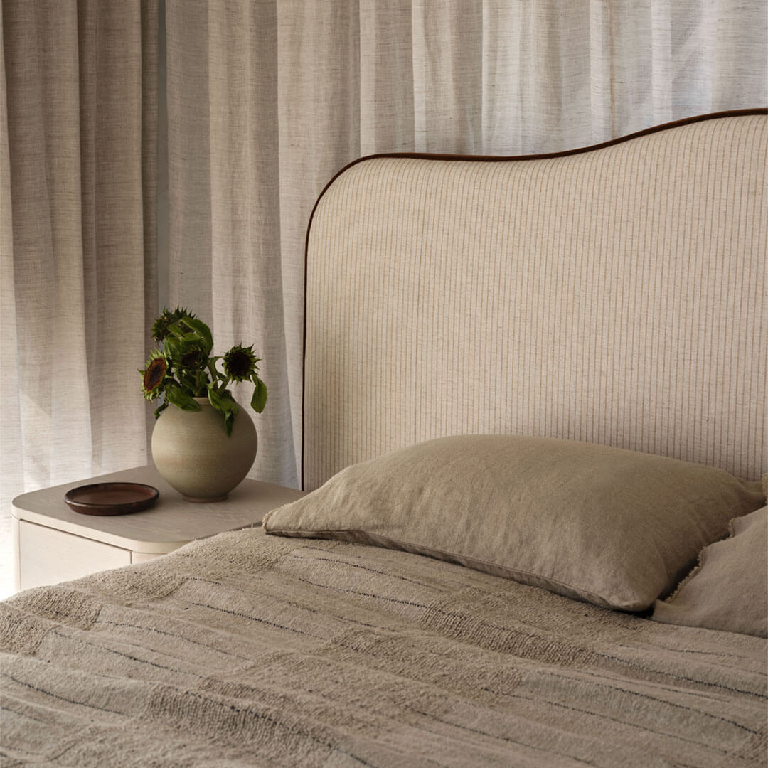 Elle Fully Upholstered Bed – ZENN DESIGN