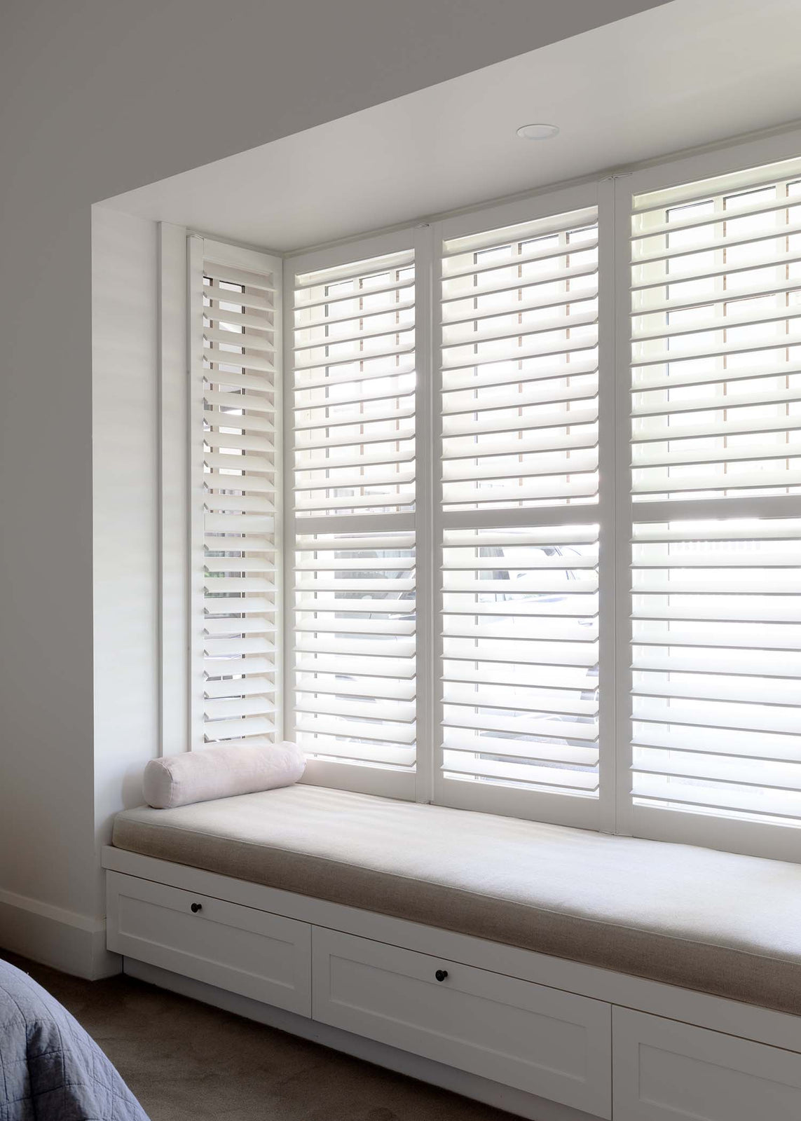 ZENN DESIGN | Window Furnishings | Curtains