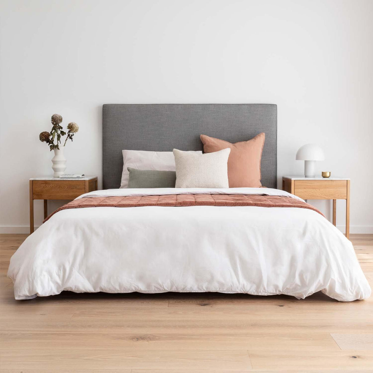 Zara Fully Upholstered Bed – ZENN DESIGN